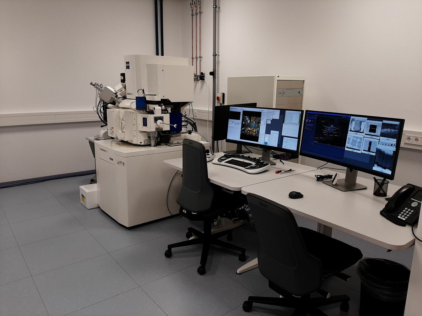 Dnews αποκλειστικό: Μπήκαμε πρώτοι στο καινούργιο «hot spot» της μικροσκοπίας στην Ευρώπη (φώτο ...