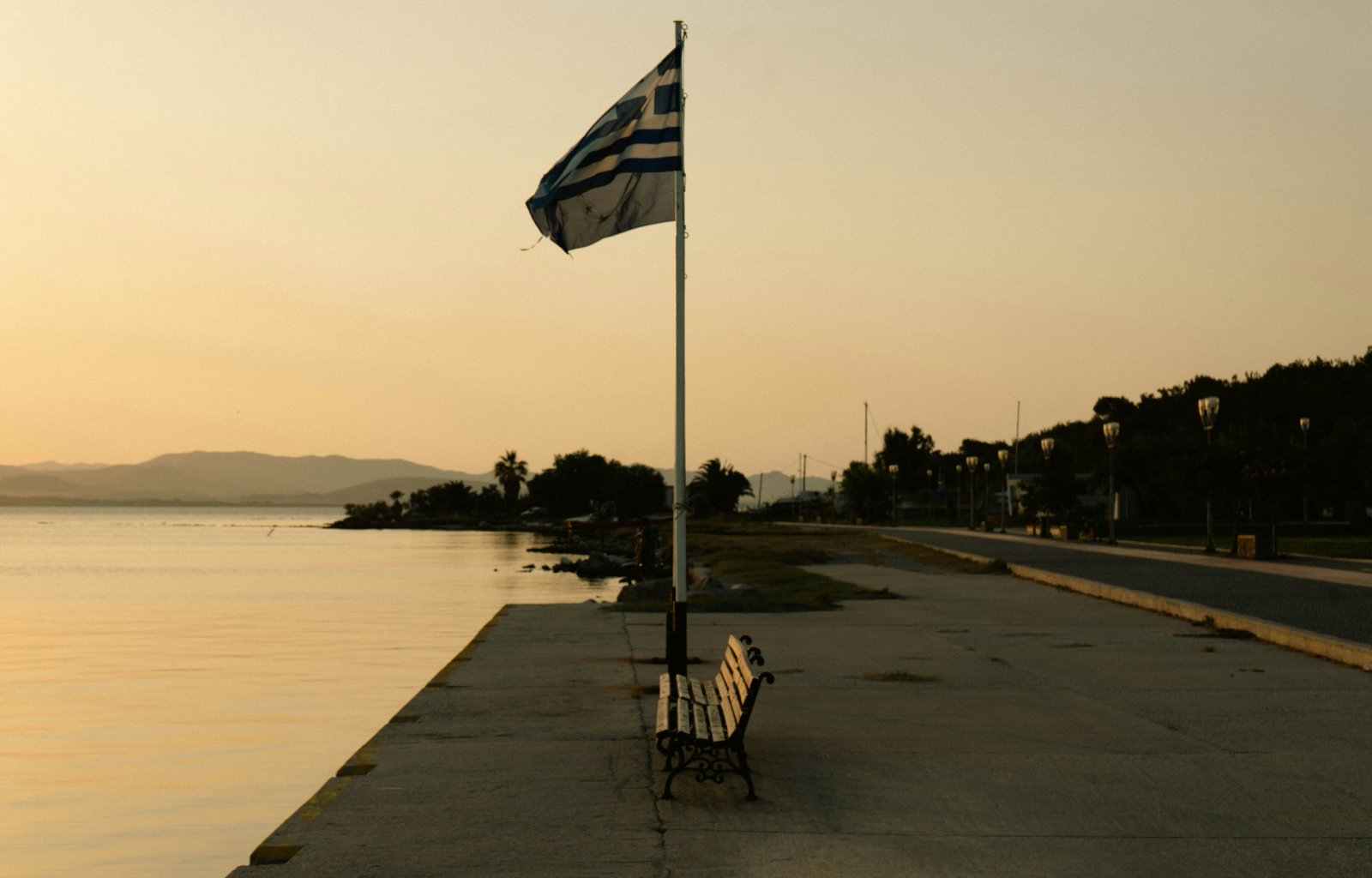 OECD Flags Greece’s High Tax Pressure on Workers - Dnews