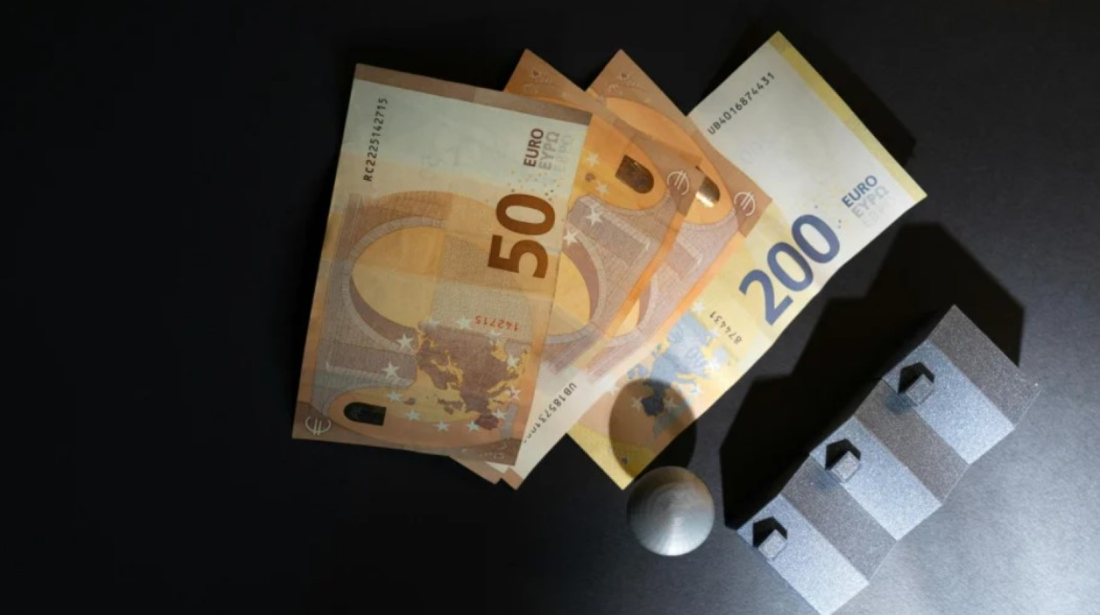 ΔΥΠΑ: Μέχρι αύριο οι αιτήσεις για προσλήψεις με επιδότηση μισθού έως 1. ...