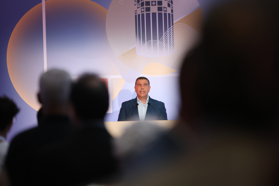 Ο Αλέξης Τσίπρας σηκώνει το γάντι: «Και τώρα οι δυο μας» - Dnews