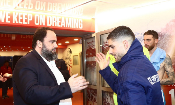 Μαρινάκης-Forthnet: Γιατί καθυστερεί το deal - Dnews