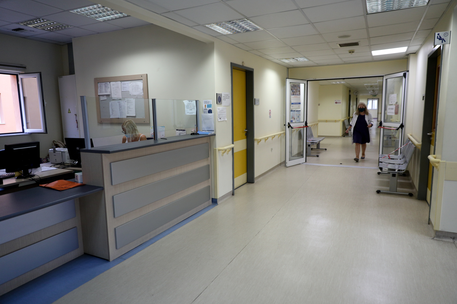 Σε υψηλά επίπεδα η γρίπη: Αυξάνονται οι εισαγωγές και οι νοσηλείες σε ...
